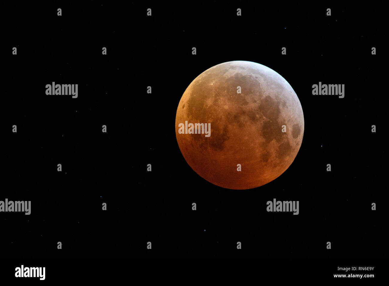 Super blood moon total lunar eclipse hi-res stock photography and ...
