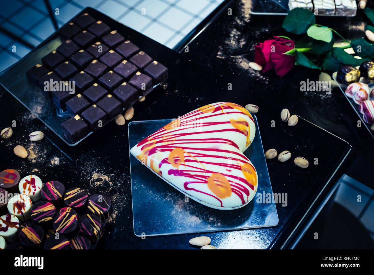 Table of sweets hi-res stock photography and images - Alamy