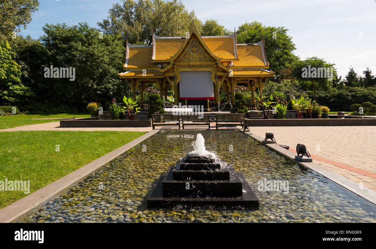 Olbrich Botanical Gardens Madison Wisconsin Stock Photo - Alamy