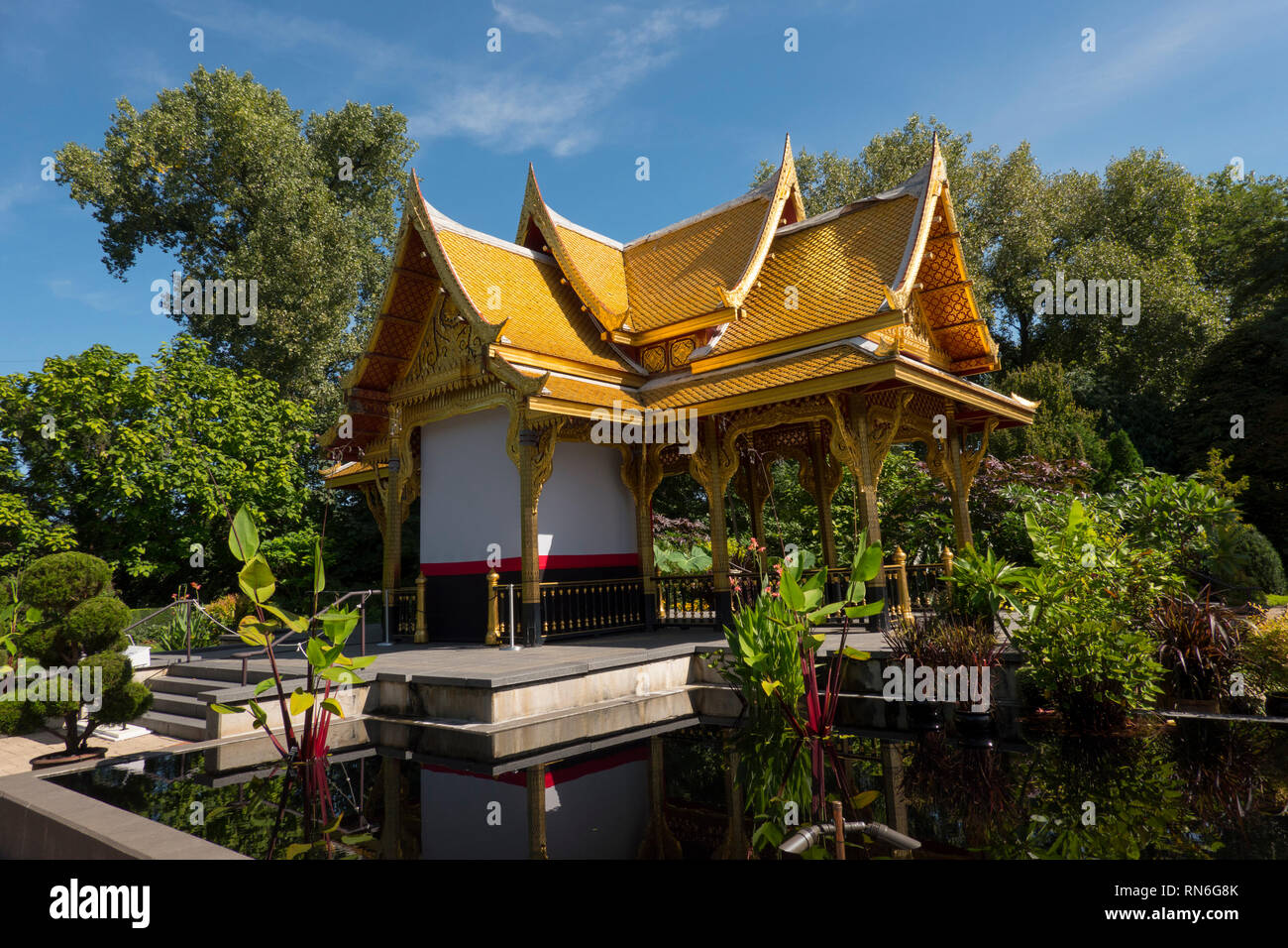Olbrich botanical gardens hi-res stock photography and images - Alamy