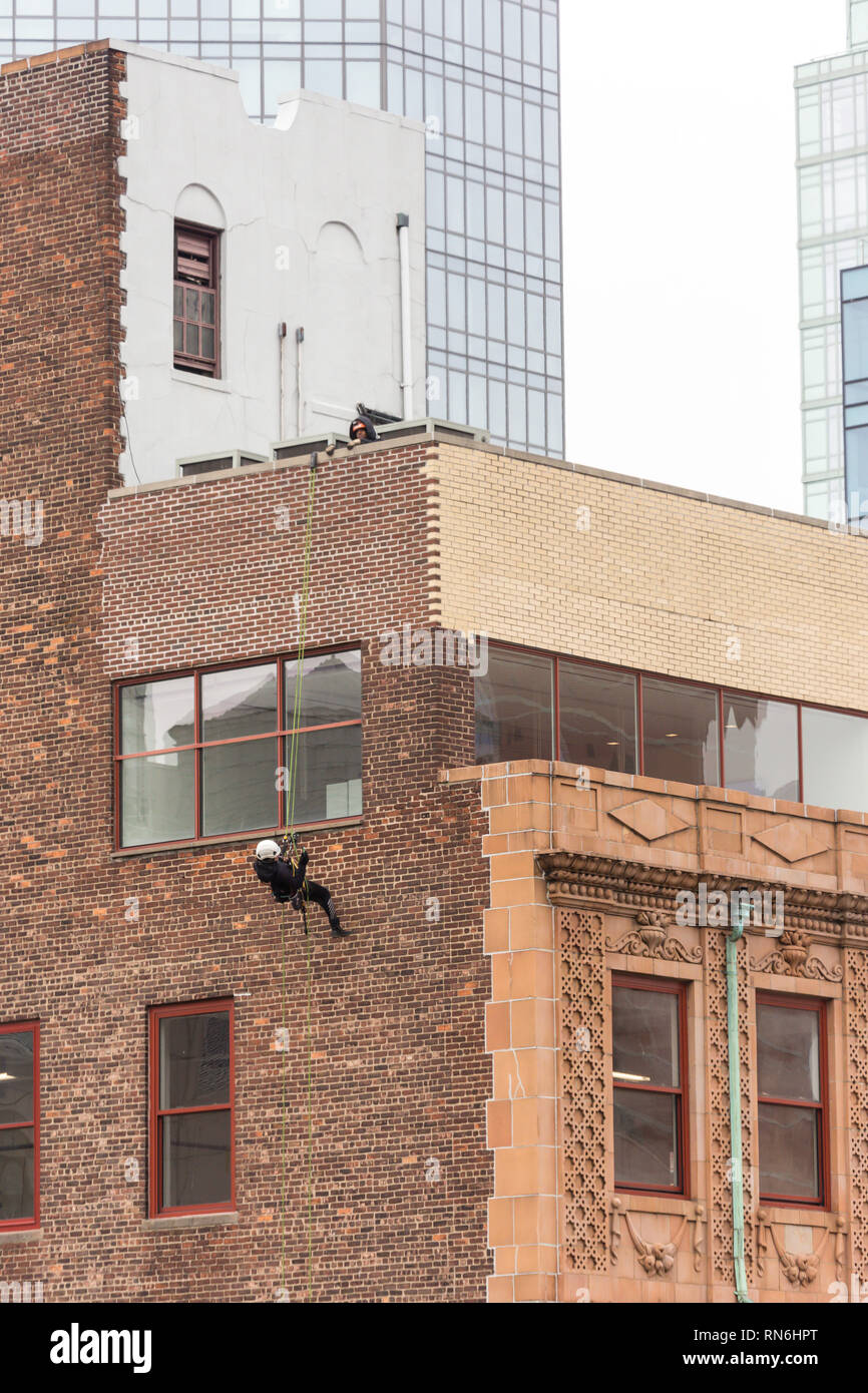 Rappelling tower hi-res stock photography and images - Alamy