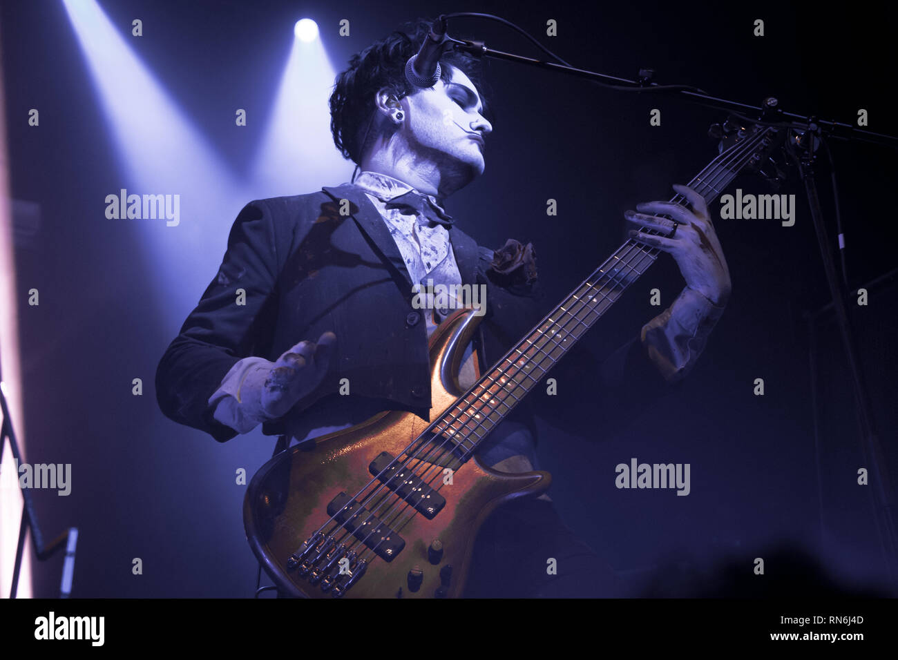 Motionless in white bassist hi-res stock photography and images - Alamy