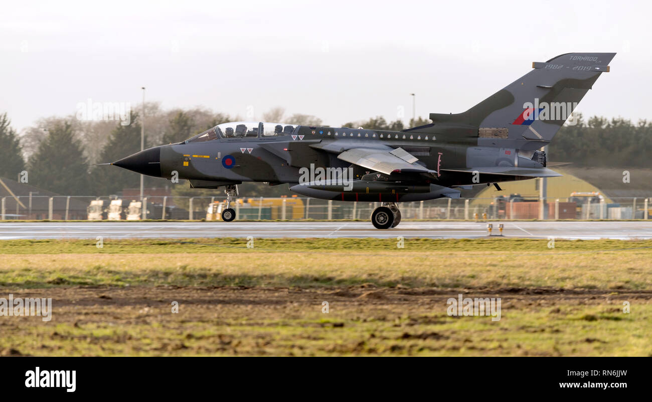 Camouflage paint scheme hi-res stock photography and images - Alamy