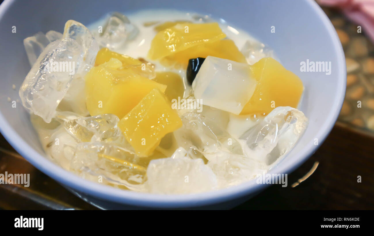 cassava in syrup and jelly or Thai dessert Stock Photo - Alamy