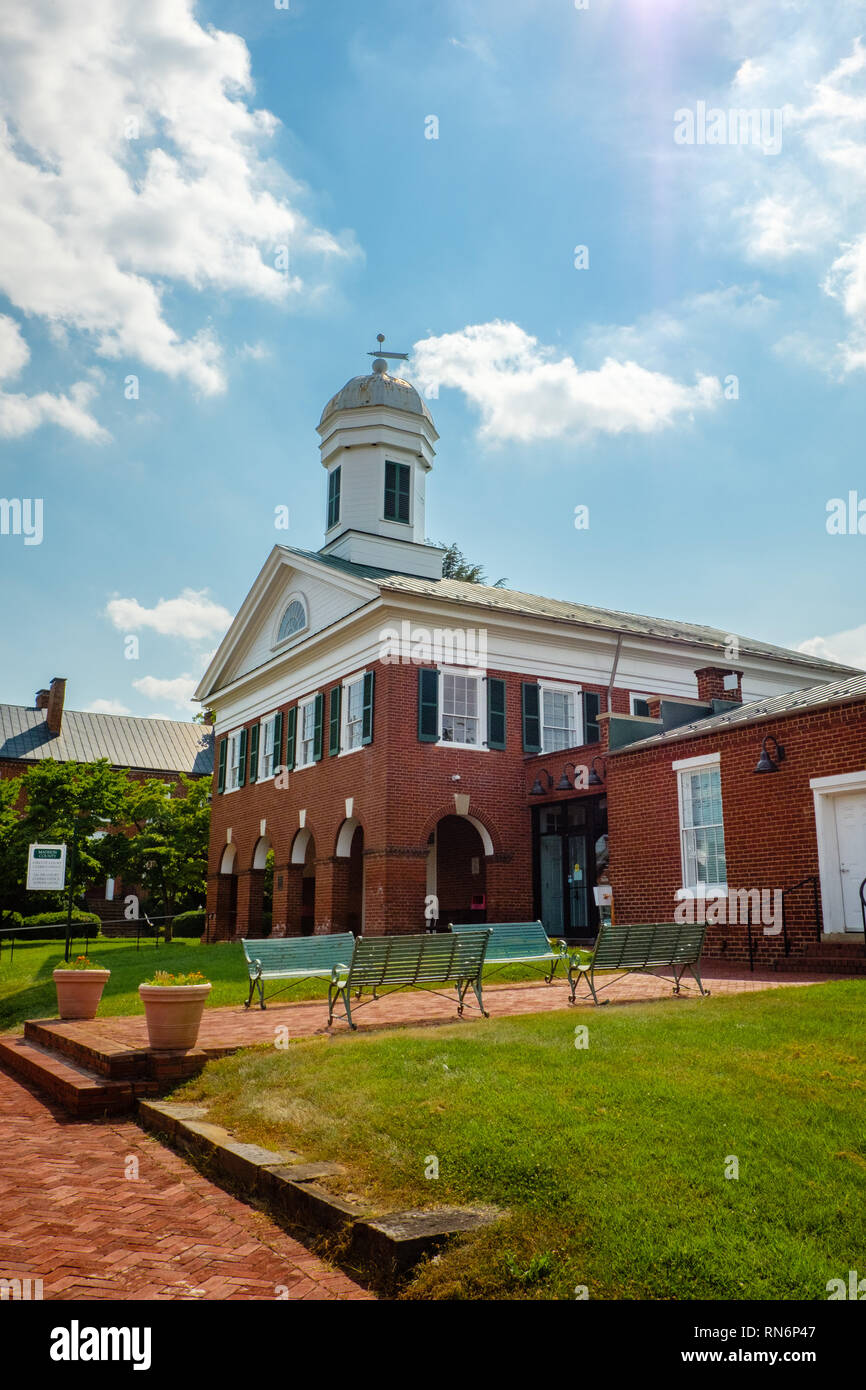 Madison County Courthouse, 2 South Main Street, Madison, Virginia Stock ...