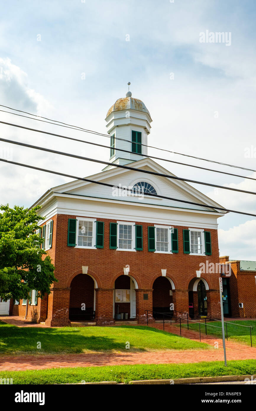 Madison County Courthouse, 2 South Main Street, Madison, Virginia Stock ...