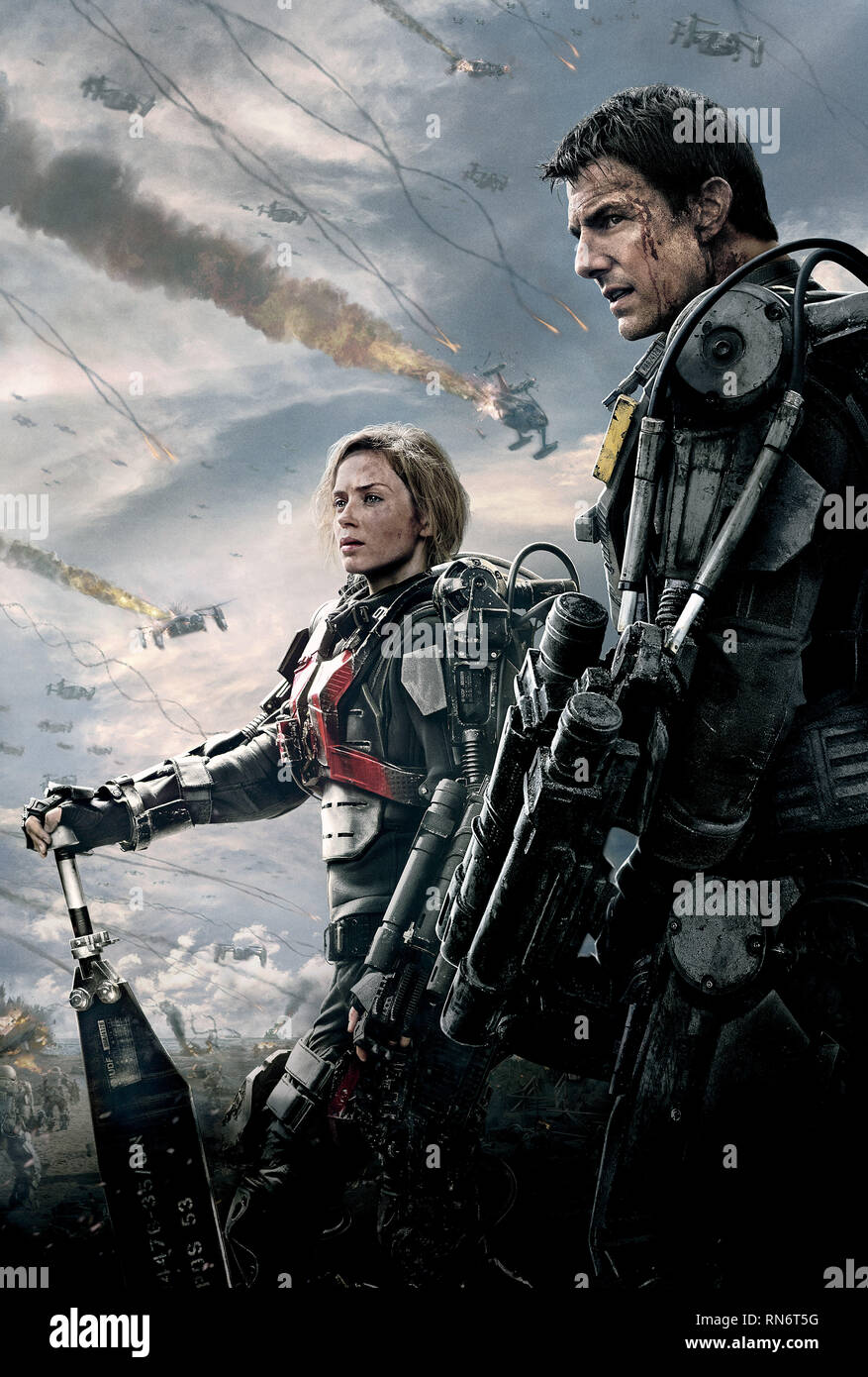 Emily Blunt Tom Cruise Edge Of Tomorrow High Resolution Stock ...