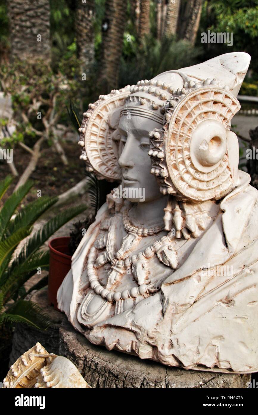 Lady of Elche bust in a garden Stock Photo - Alamy