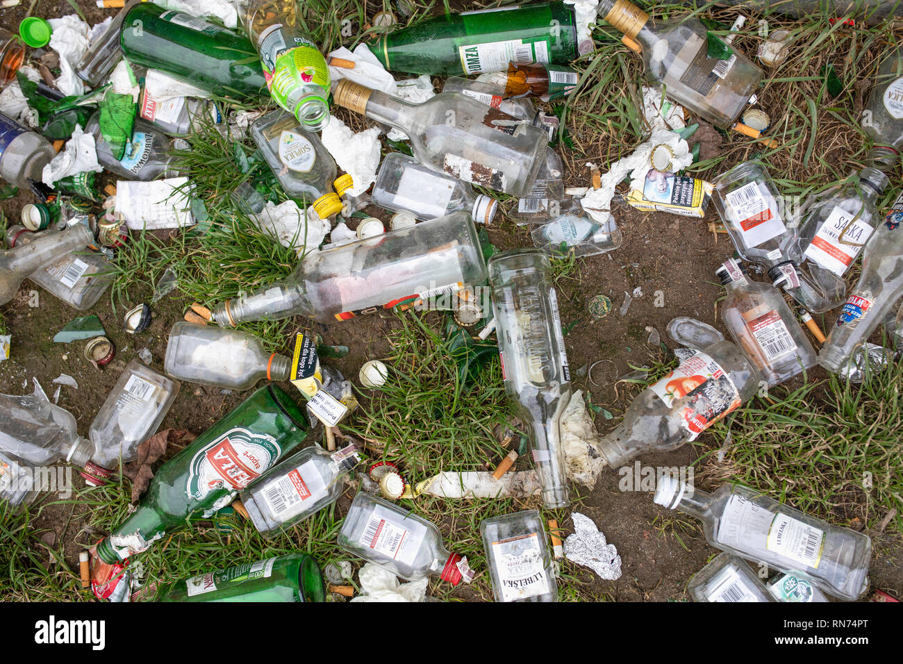 Garbage, mess, rubbish, bottles on the ground. Alcoholism in the little ...