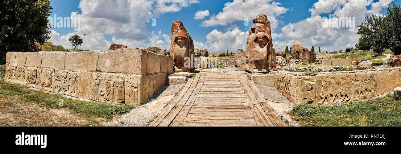 Hittite sculpture hi-res stock photography and images - Alamy