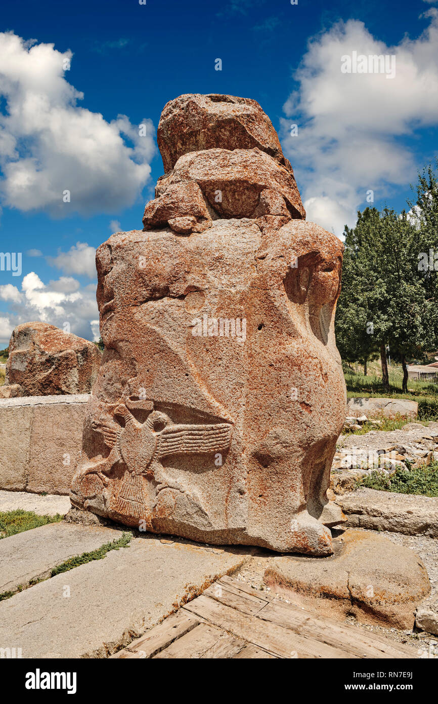 Pictures & Images of the Sphinx gate Hittite sculpture, Alaca Hoyuk ...