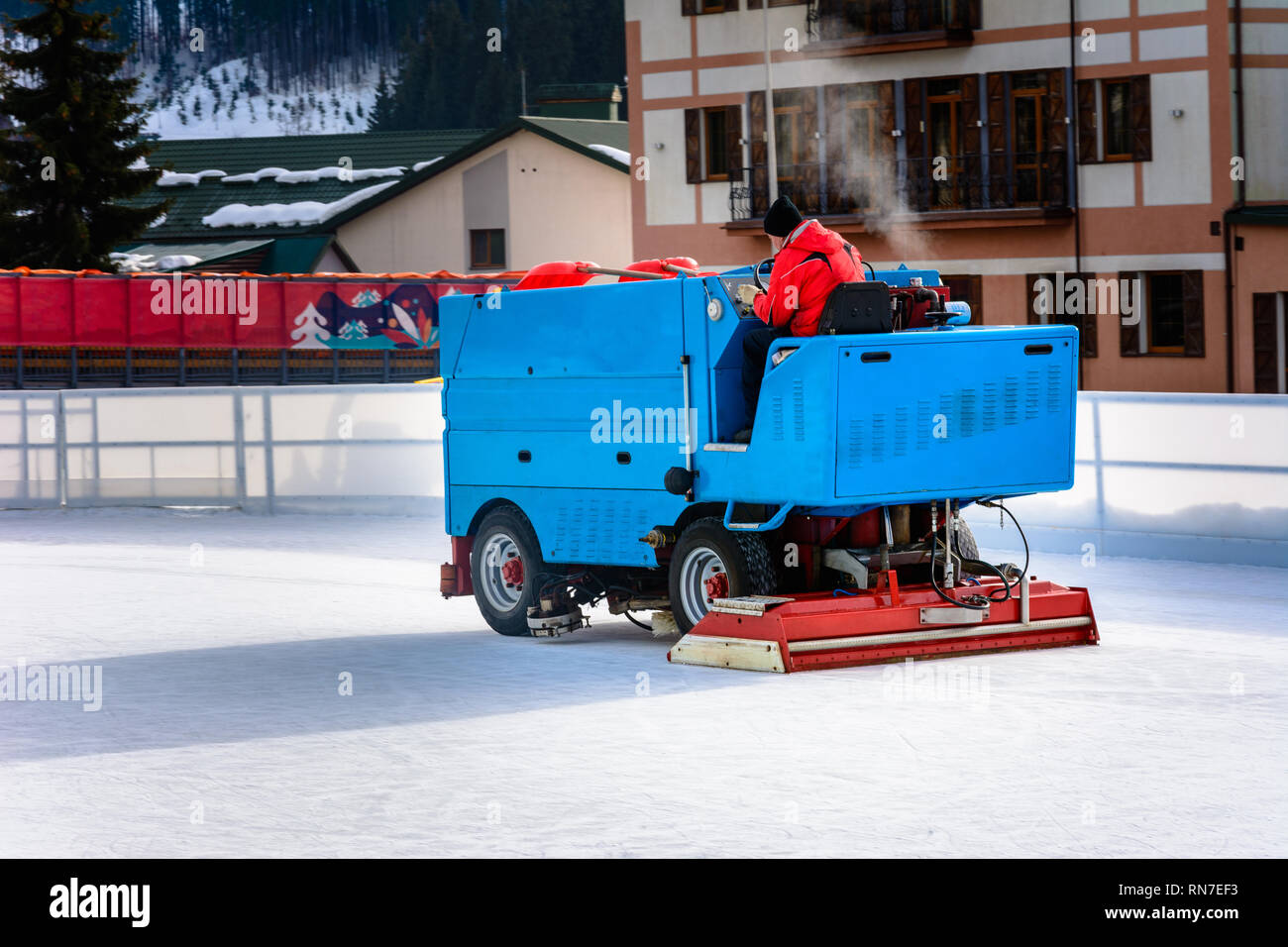 Ice arena wolfsburg hi-res stock photography and images - Alamy
