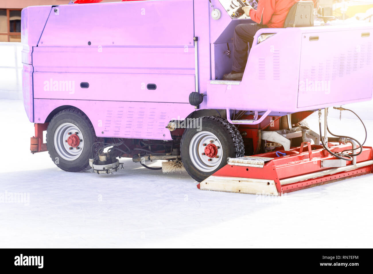 The car for polishing the ice surface of the ice rink for winter ...