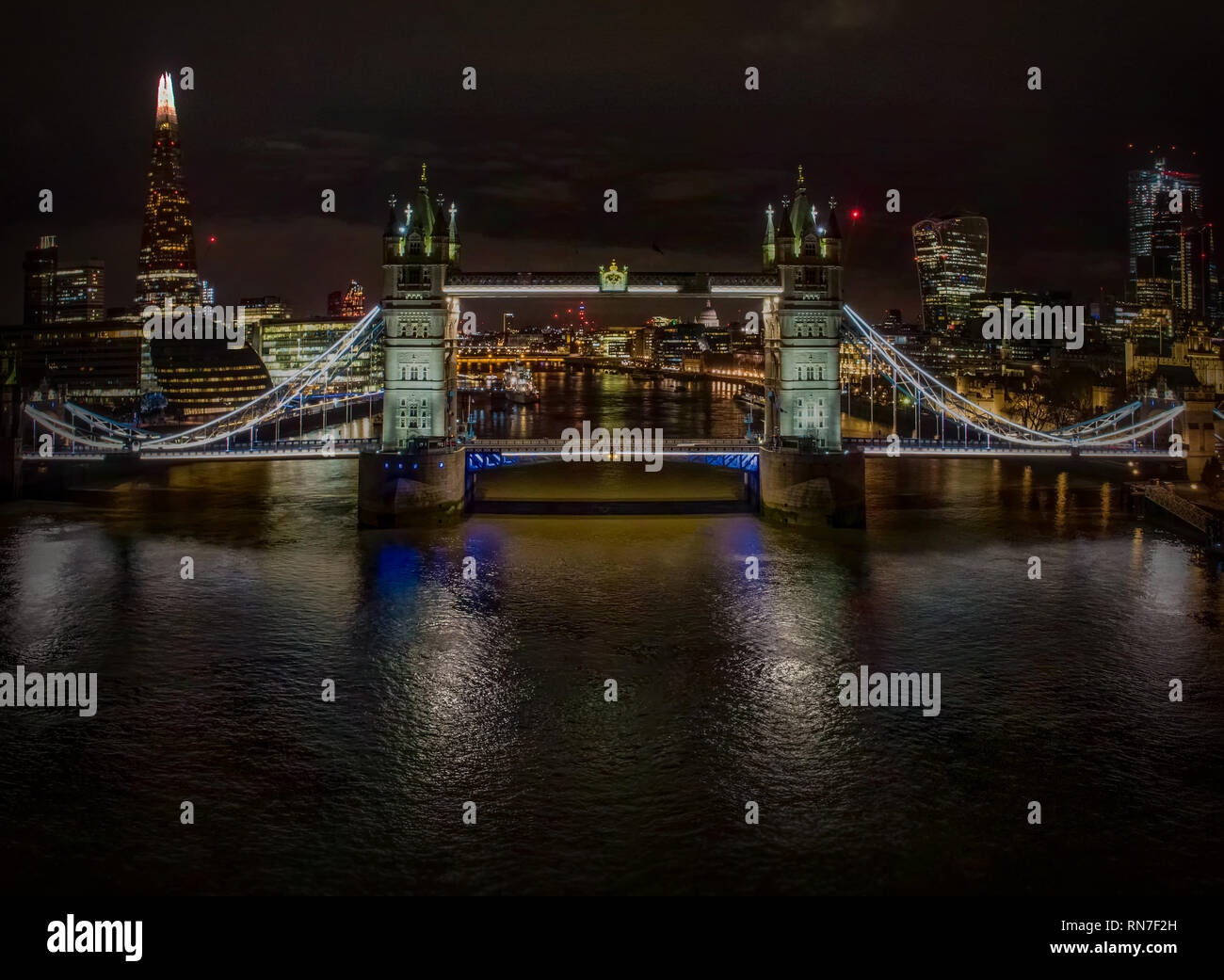 London drone photography tower bridge hi-res stock photography and ...