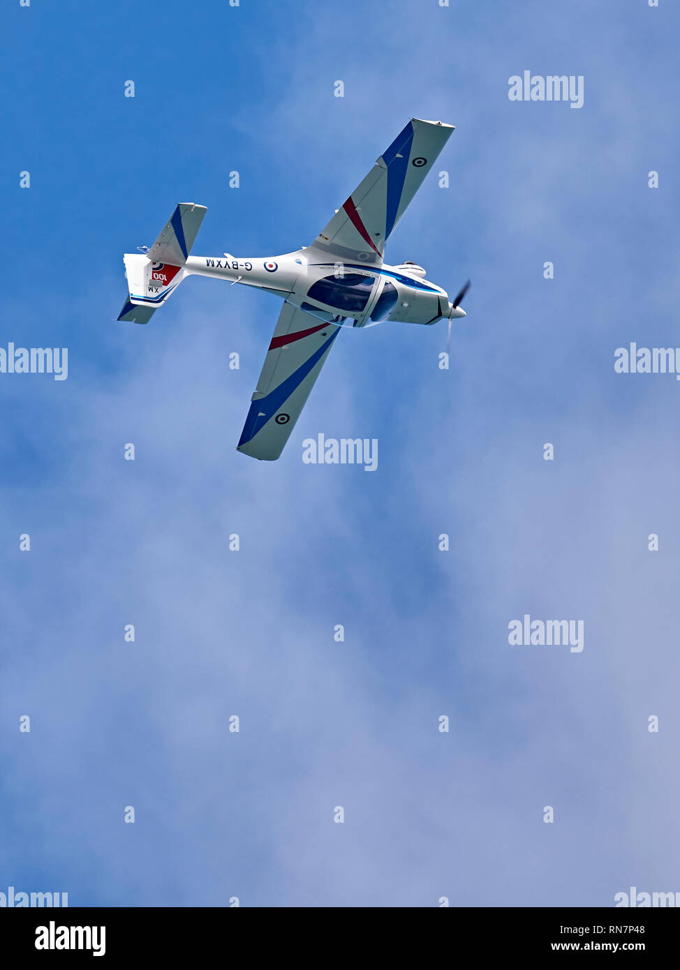 Two bladed propeller hi-res stock photography and images - Alamy