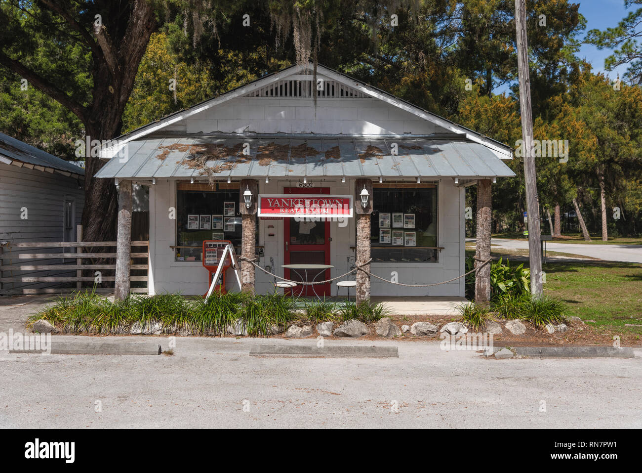 Businesses in Yankeetown, Florida USA Landscape Stock Photo - Alamy