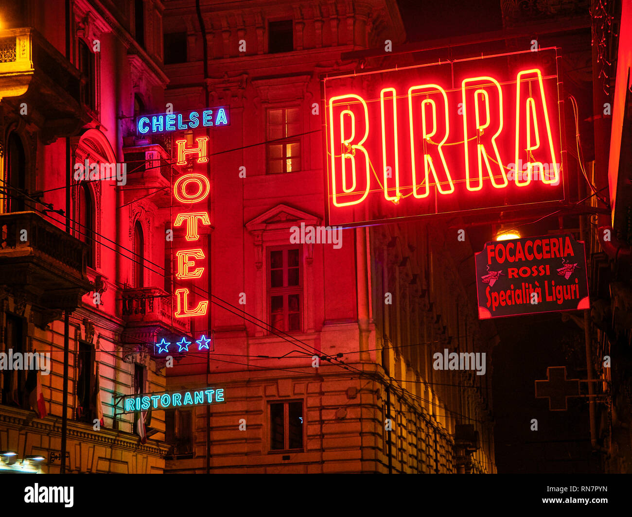 Italian nightlife hi-res stock photography and images - Alamy