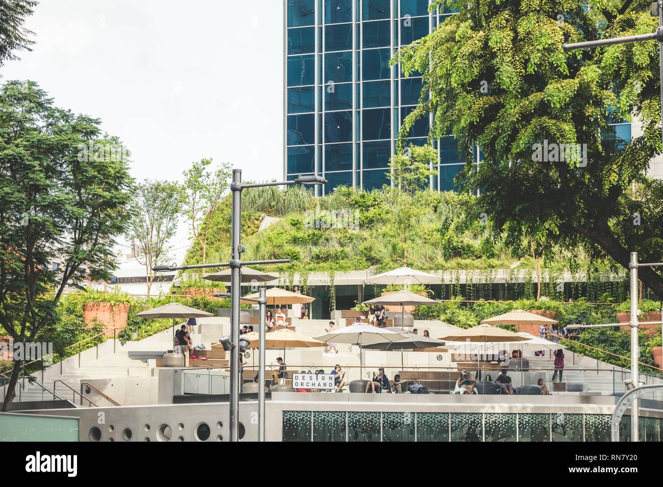 Singapore roof garden hi-res stock photography and images - Alamy