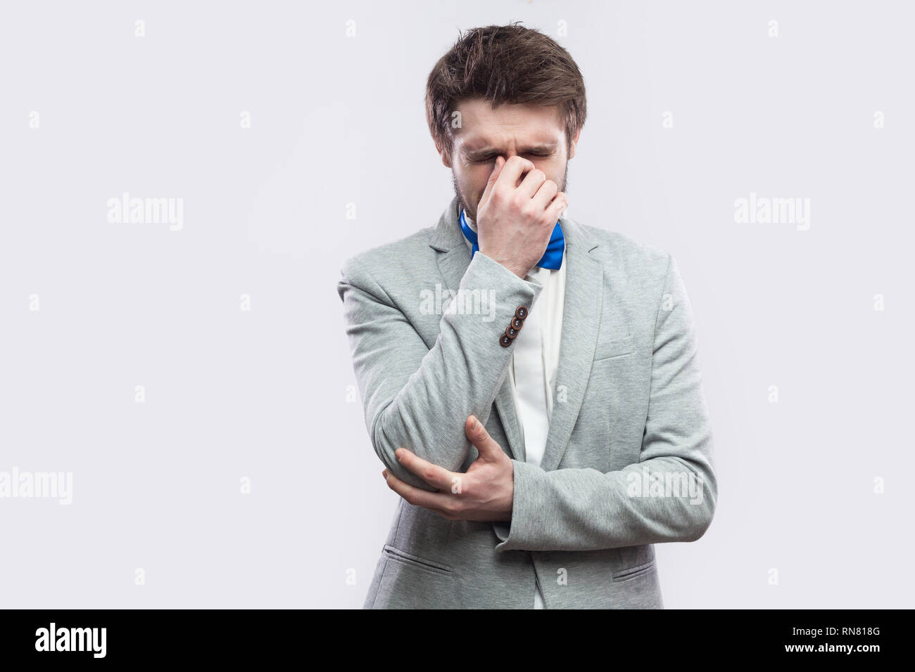 Man in suit crying hi-res stock photography and images - Alamy