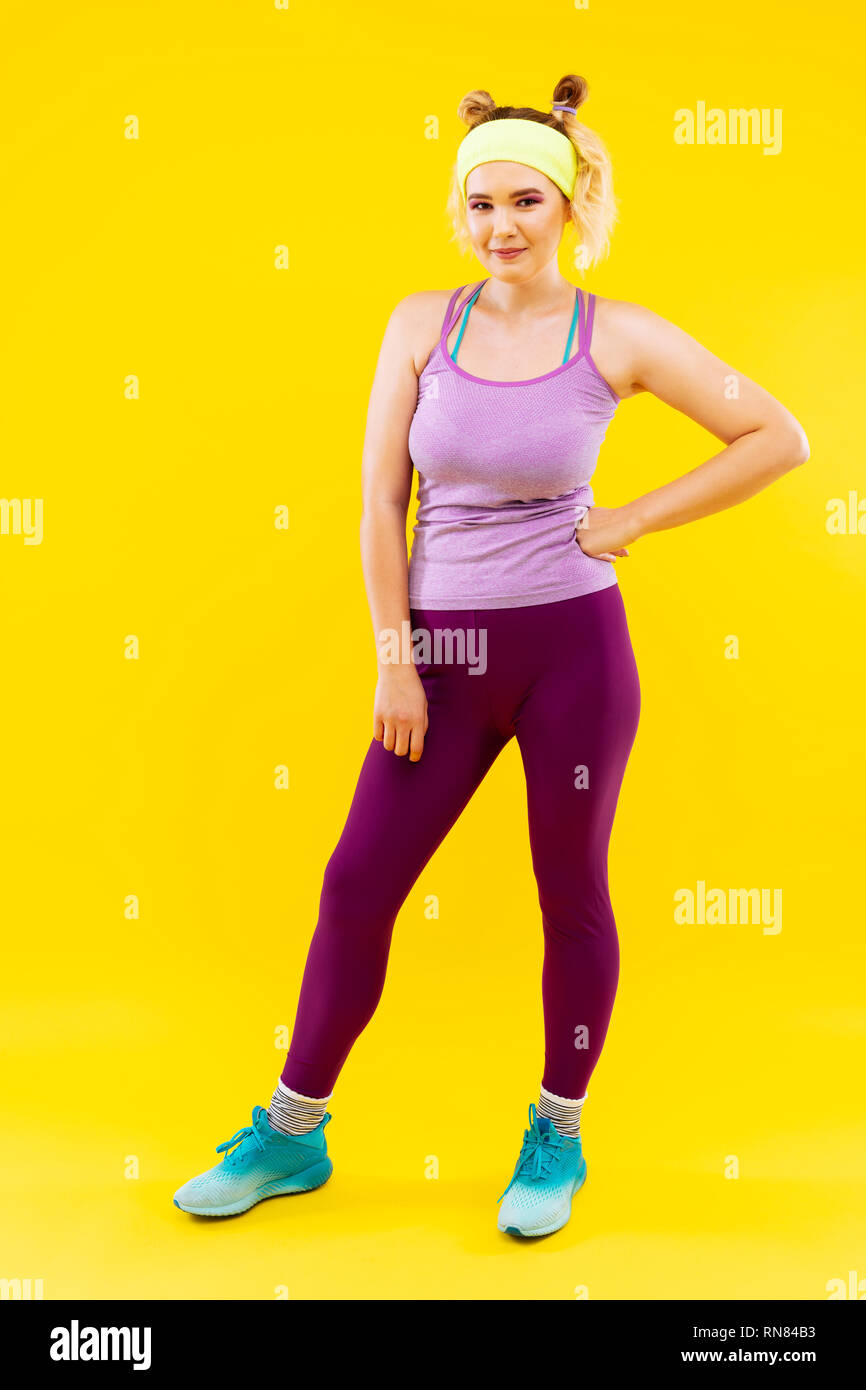 Yellow head band hi-res stock photography and images - Alamy