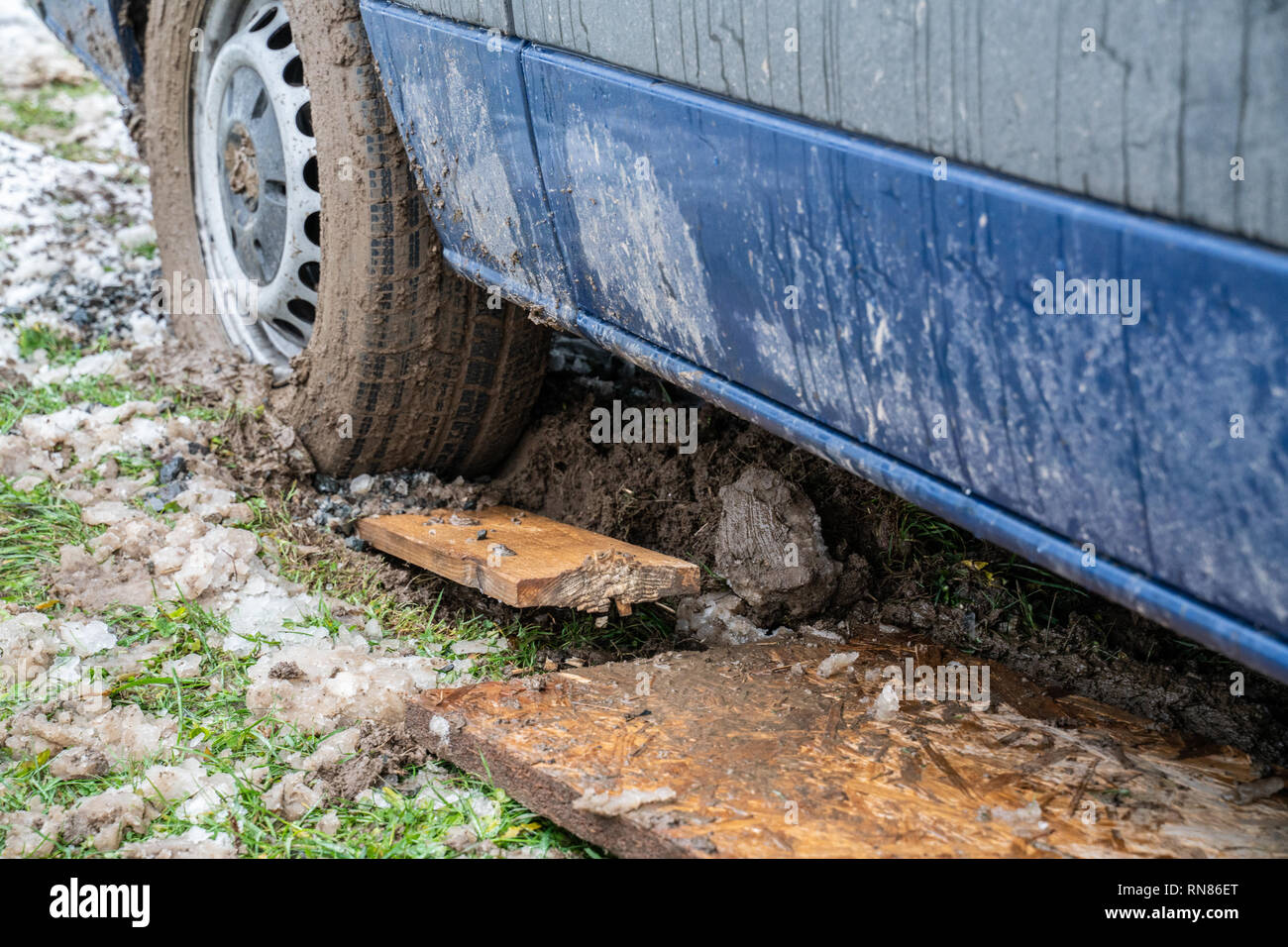 buried car in mud Stock Photo - Alamy