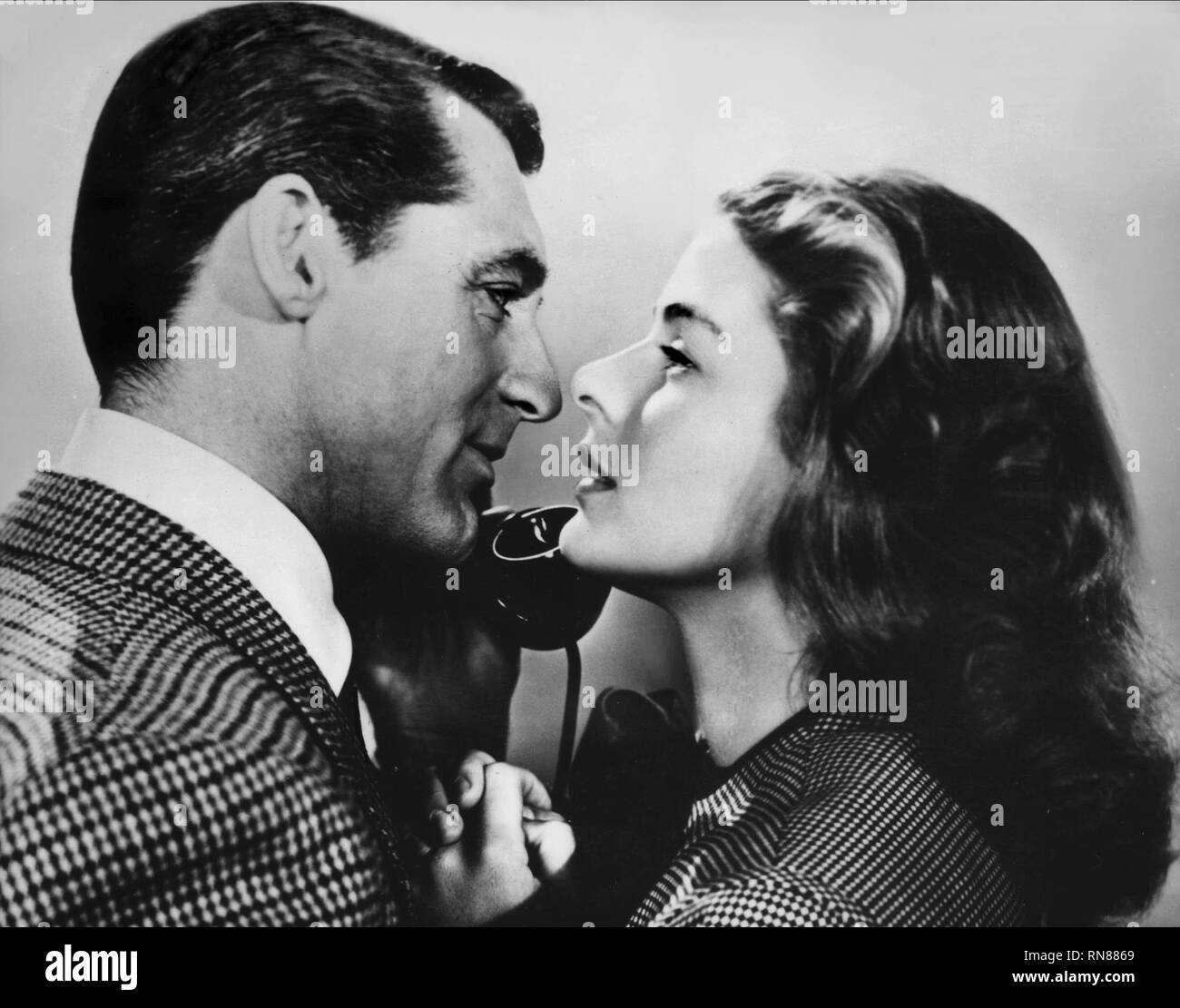 Cary grant couple hi-res stock photography and images - Alamy