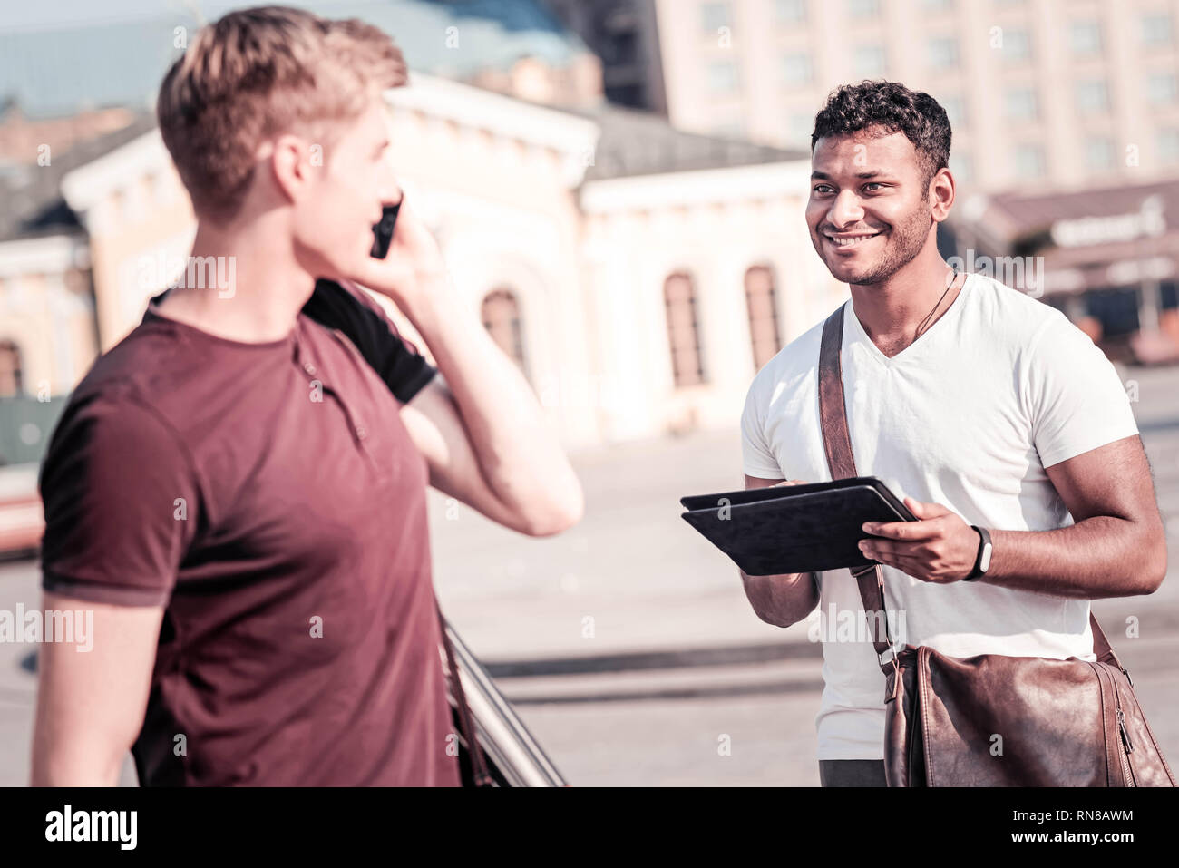 Foreigner friendship hi-res stock photography and images - Alamy