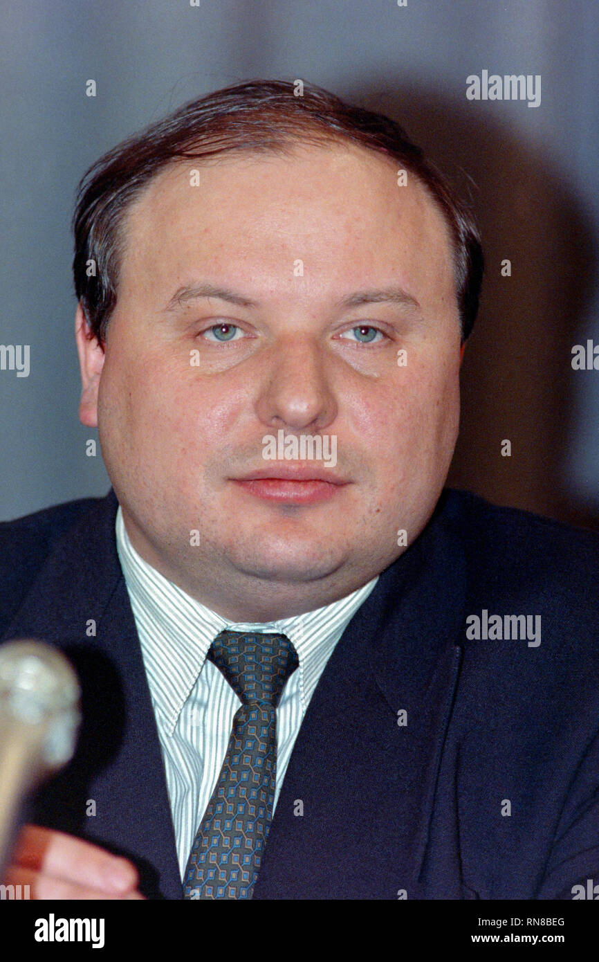 Yeltsin and yegor gaidar hi-res stock photography and images - Alamy