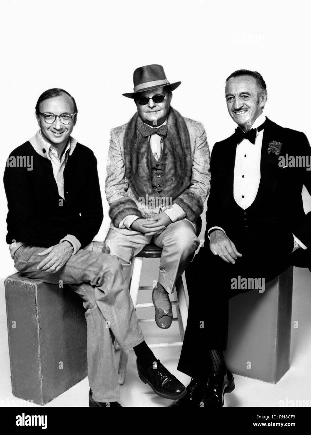 SIMON,CAPOTE,NIVEN, MURDER BY DEATH, 1976 Stock Photo - Alamy