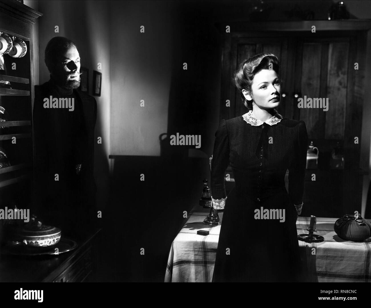 HARRISON,TIERNEY, THE GHOST AND MRS MUIR, 1947 Stock Photo - Alamy
