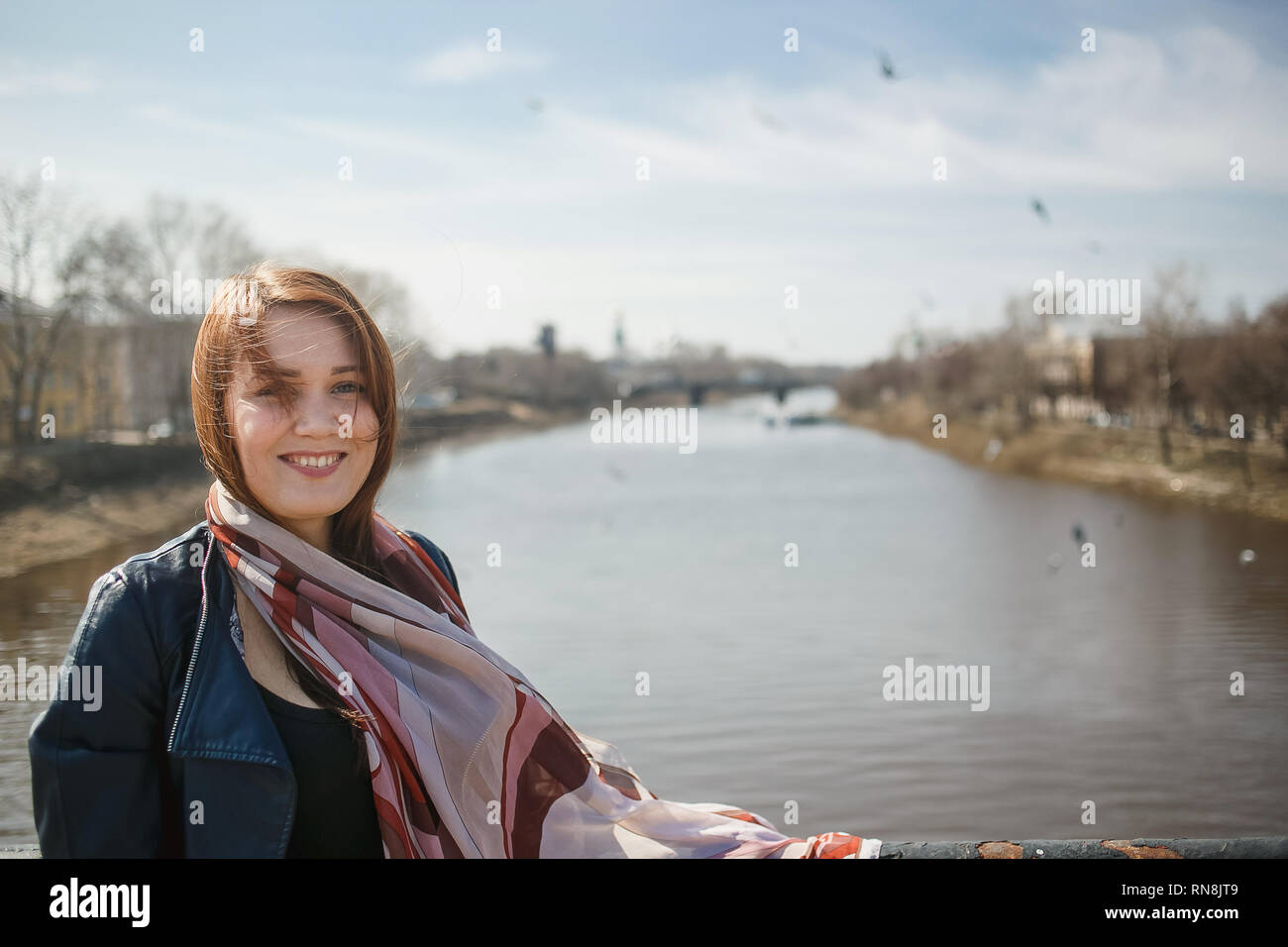 Scarf wind hand hi-res stock photography and images - Alamy