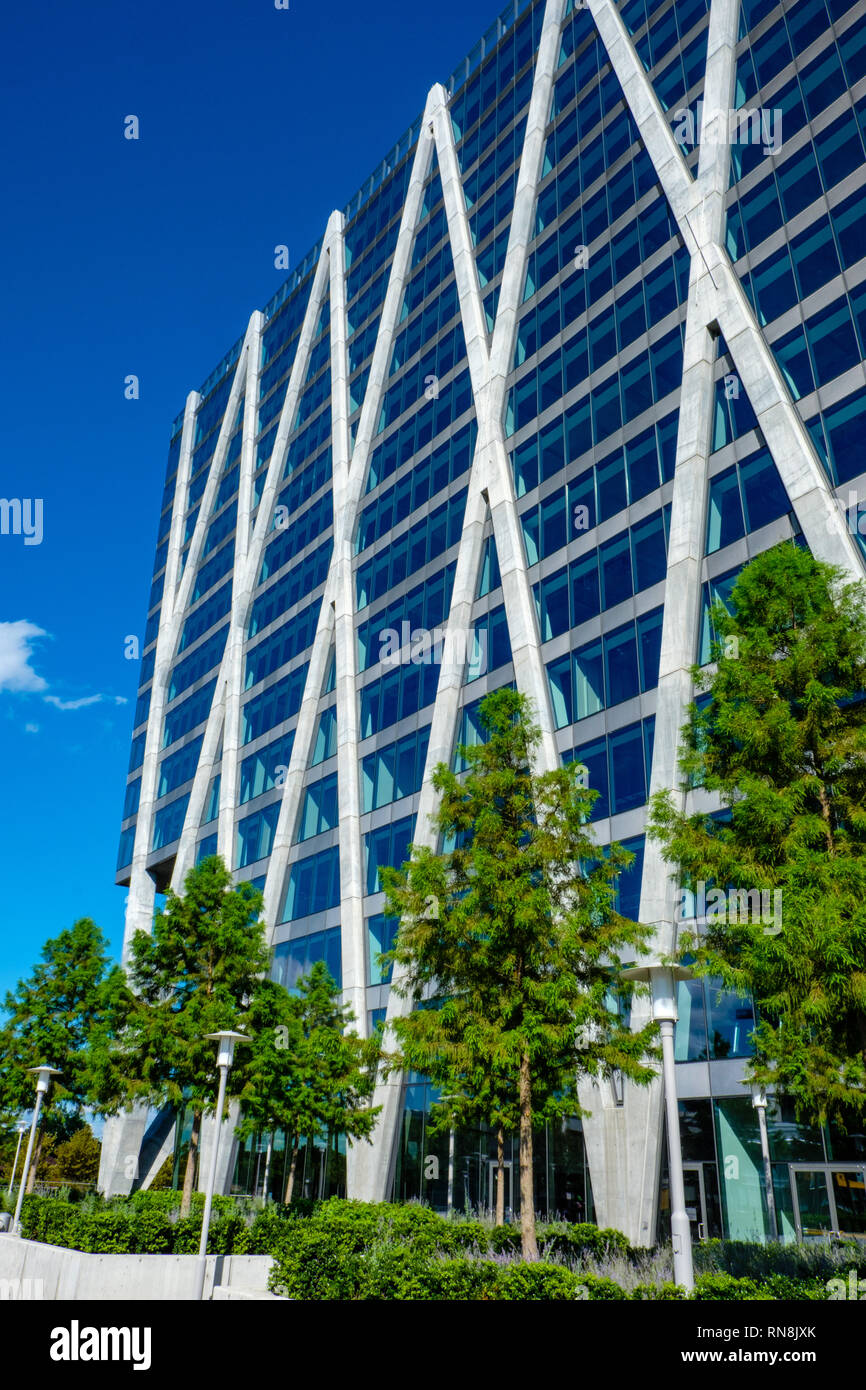 Reston Station Office Building, 1900 Reston Metro Plaza, Reston ...