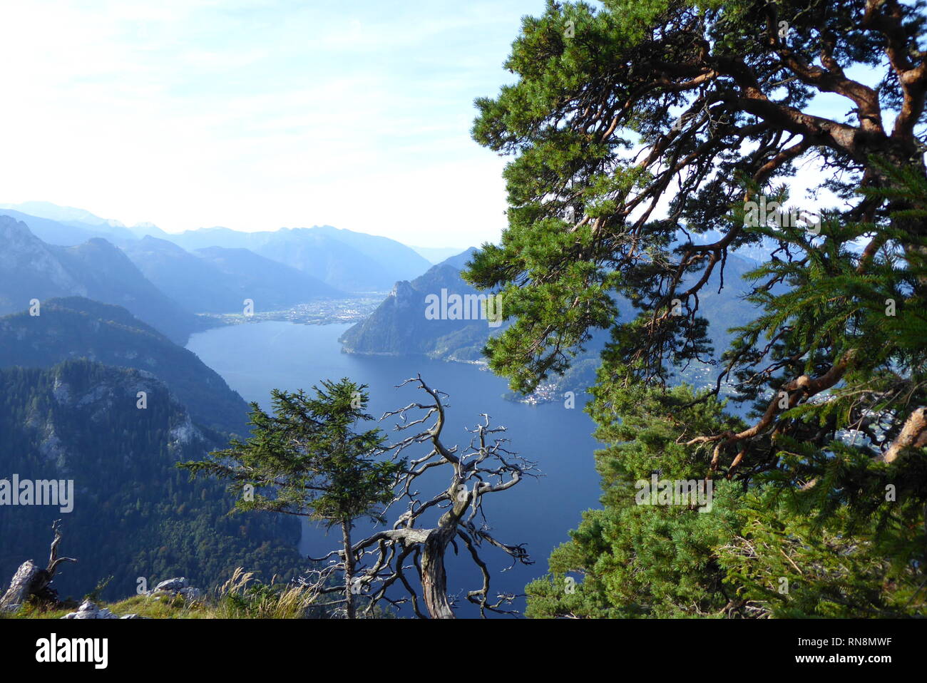View of Lake Traunsee from Mount Traunstein Stock Photo - Alamy