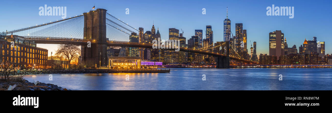 Sunset at Dumbo Brooklyn Bridge Park Stock Photo - Alamy