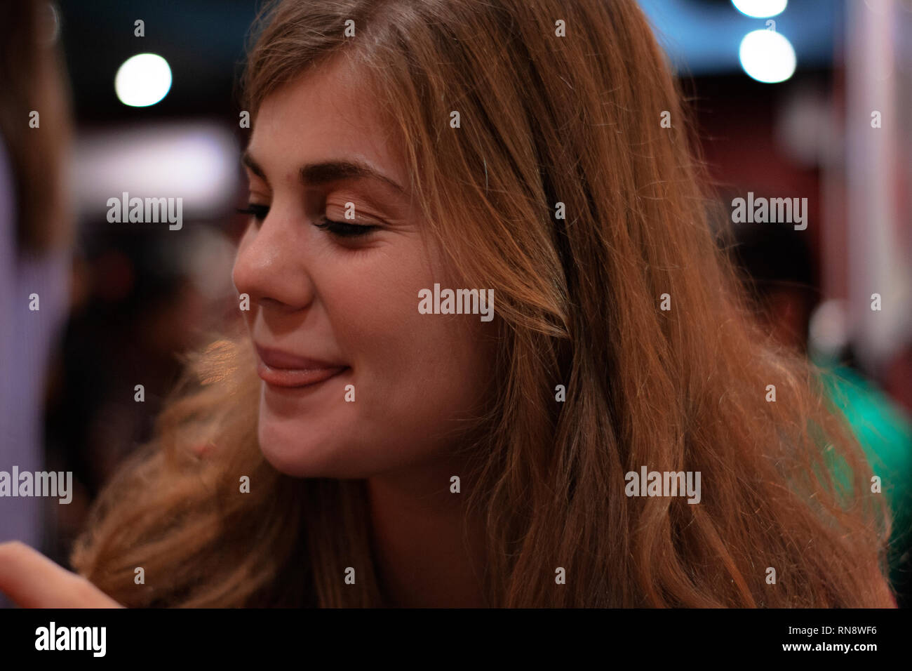 Pretty santa girl christmas hi-res stock photography and images - Alamy