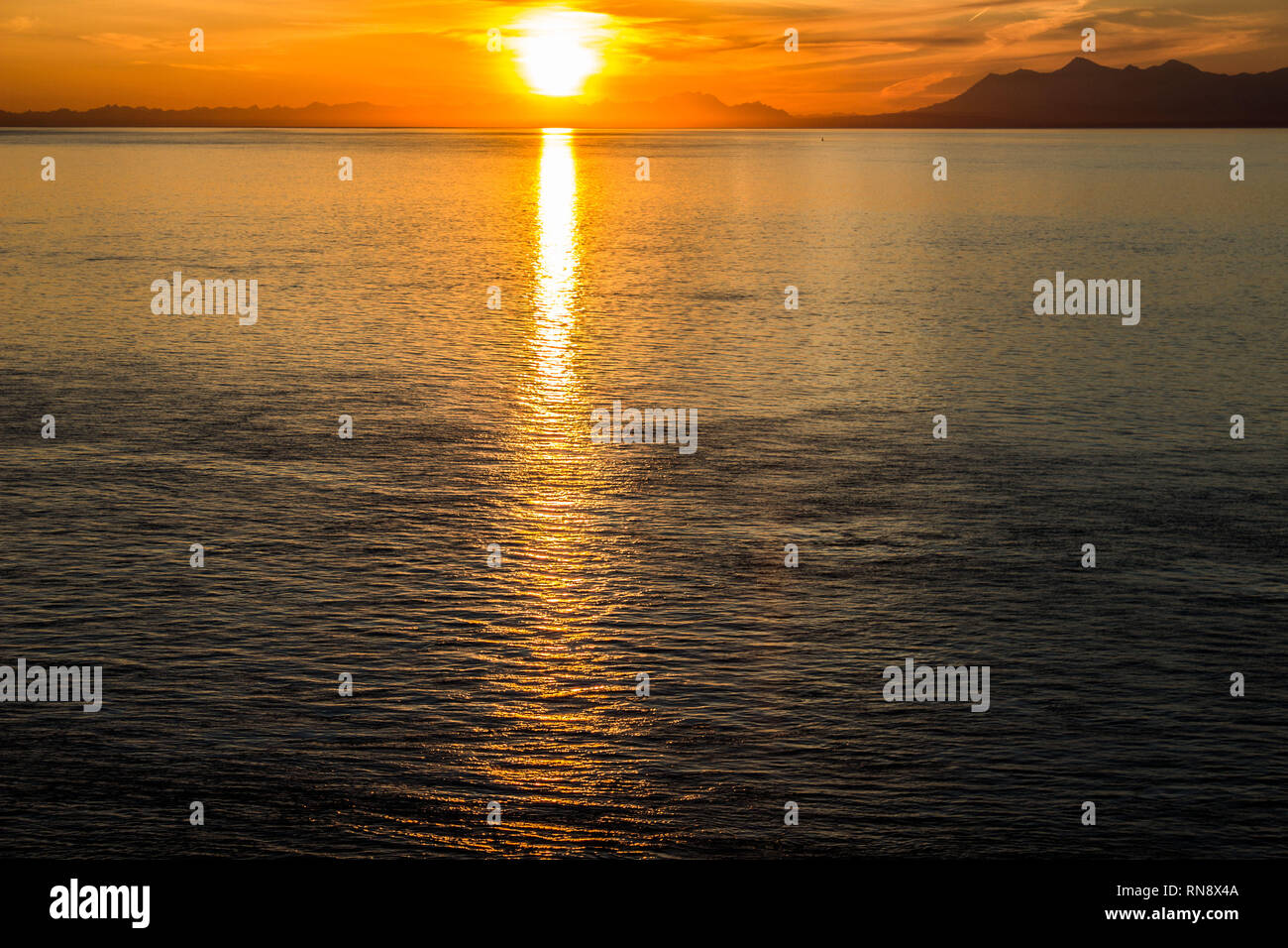Pointing west hi-res stock photography and images - Alamy