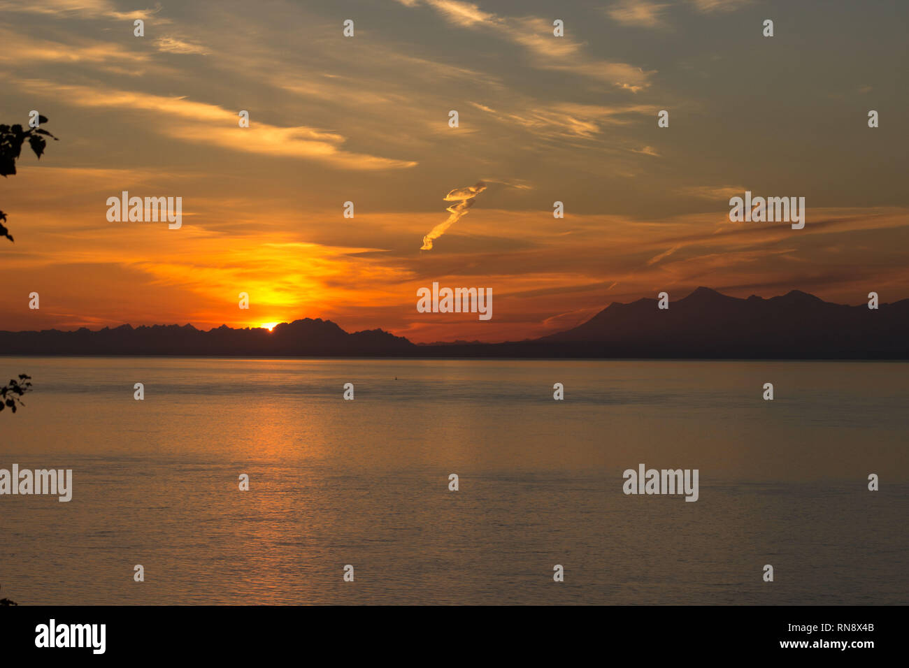 Alaskan night sky hi-res stock photography and images - Alamy