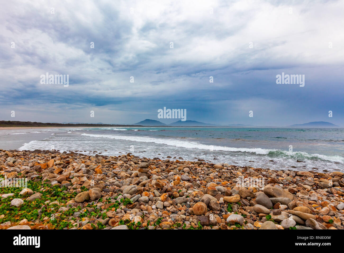Crowdy head hi-res stock photography and images - Alamy
