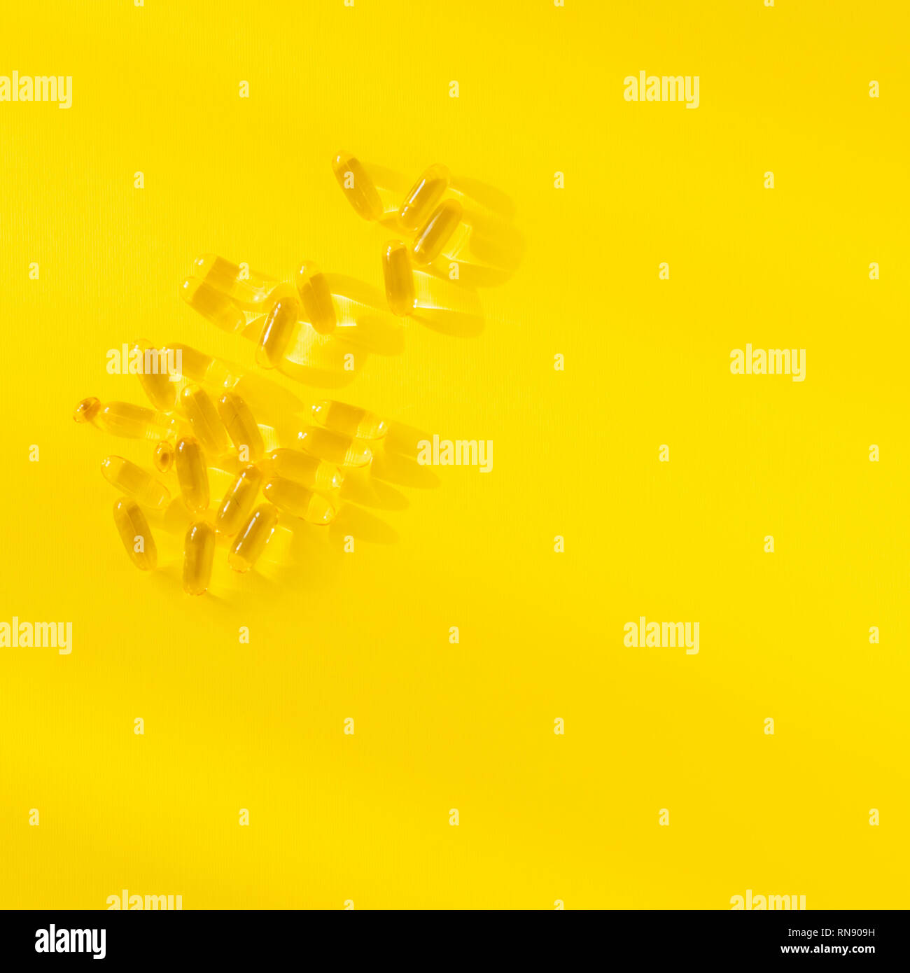 Transparent capsules with oil grease for the treatment and care of the ...