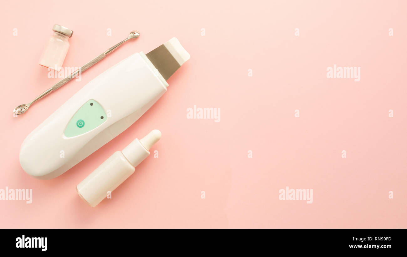 Apparatus and tools for ultrasonic face cleaning. Concept of personal ...