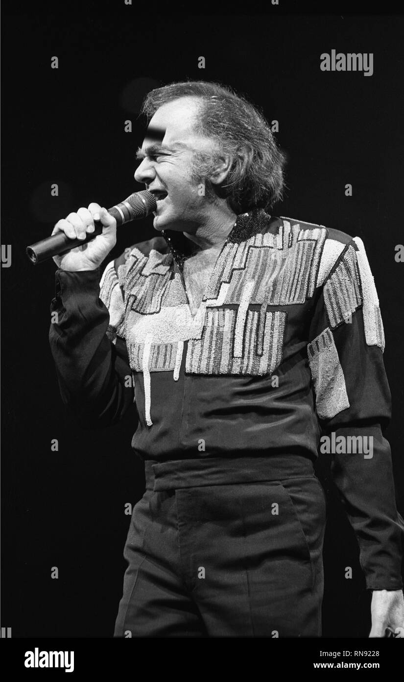 Neil diamond Black and White Stock Photos & Images - Alamy