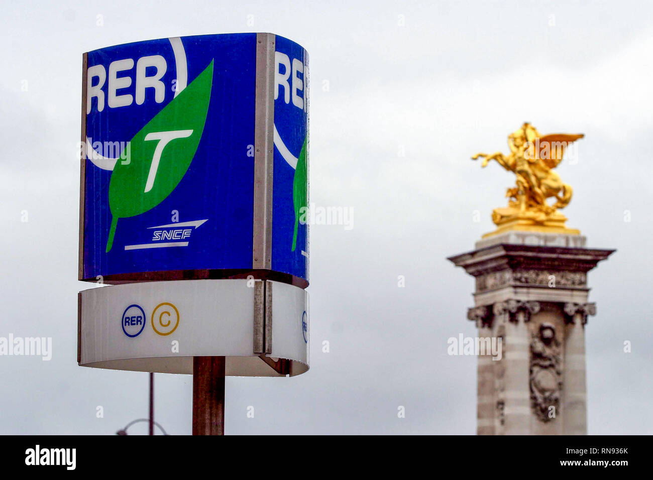 RER C station, Quay d'Orsay, Paris, France Stock Photo - Alamy