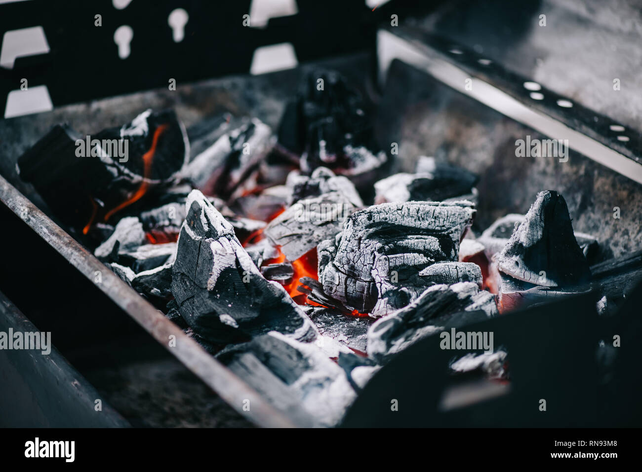 Bbq ash hi-res stock photography and images - Alamy
