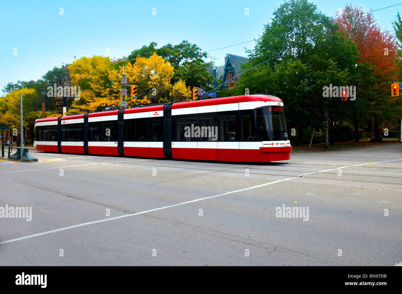 Toronto City Bus High Resolution Stock Photography and Images - Alamy