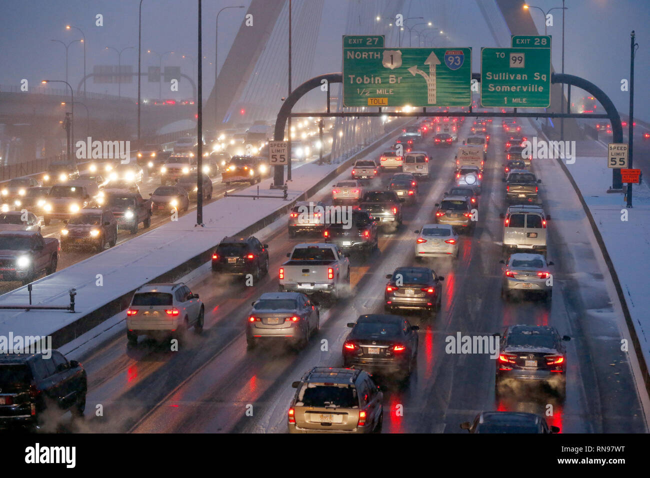 Boston traffic lights hi-res stock photography and images - Alamy