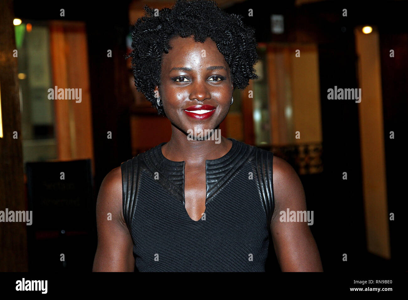 Informed consent hi-res stock photography and images - Alamy