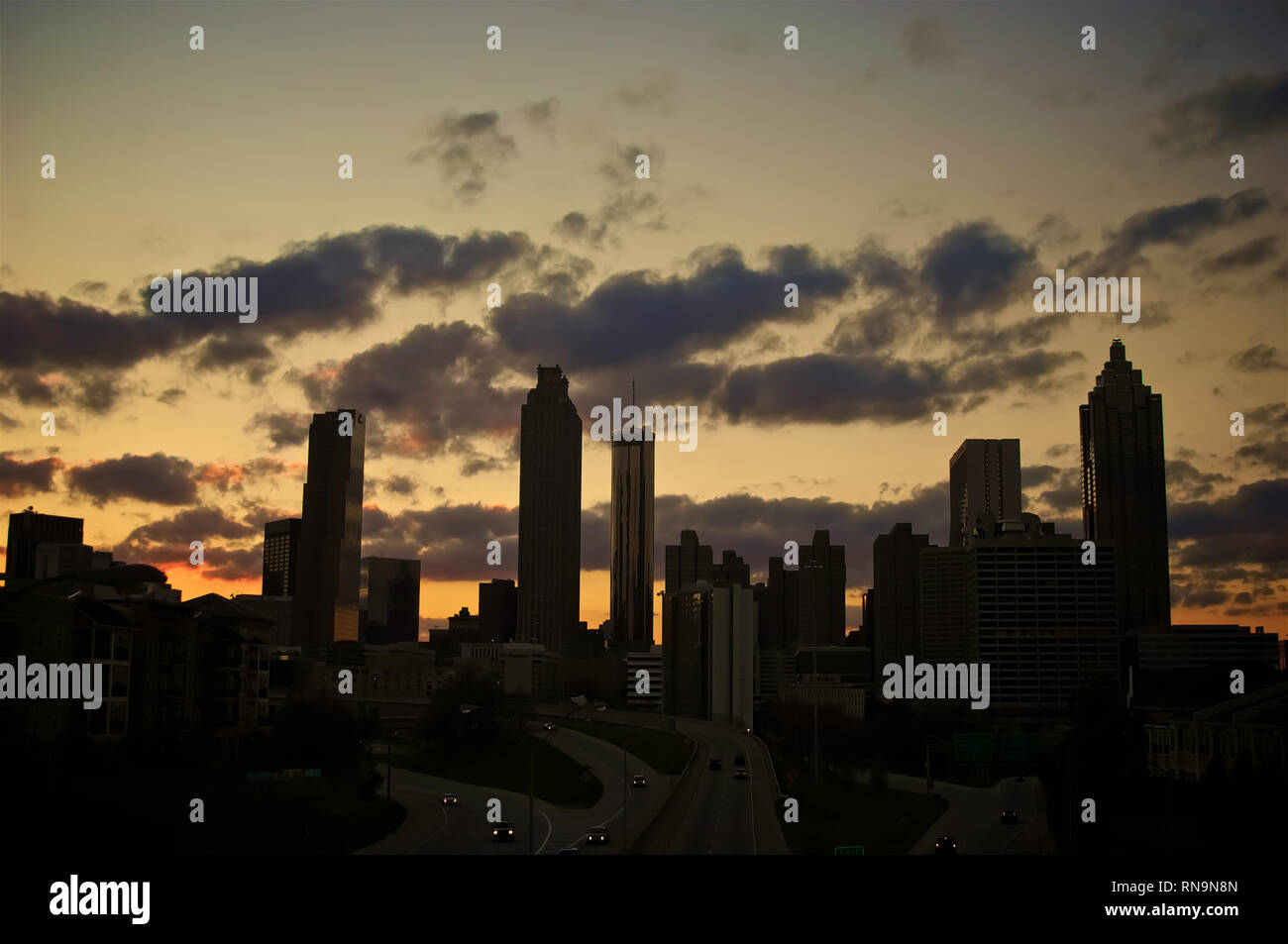 Atlanta usa city skyline silhouette hi-res stock photography and images ...