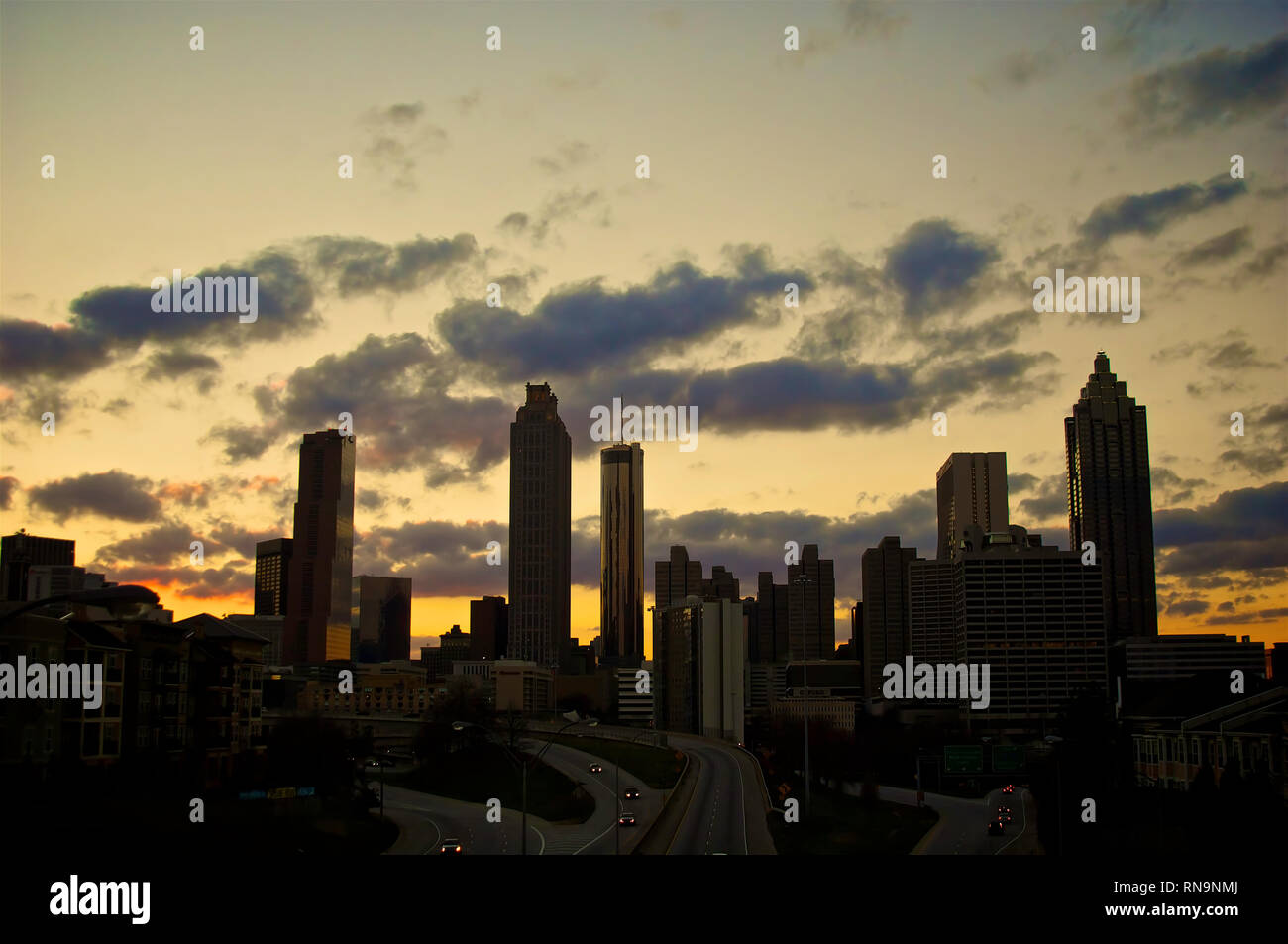 Atlanta usa city skyline silhouette hi-res stock photography and images ...