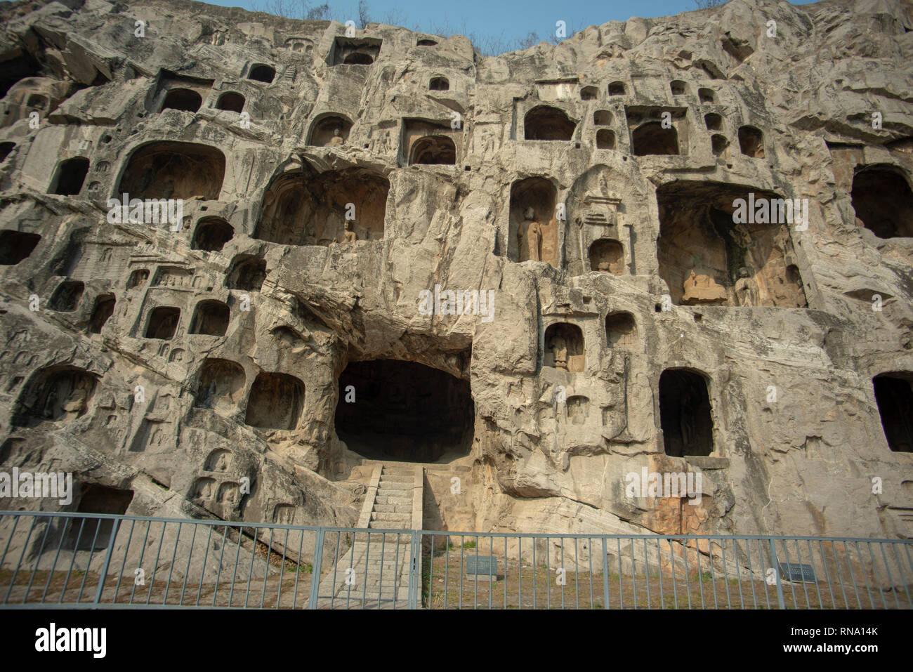 Longmen cave temple hi-res stock photography and images - Alamy