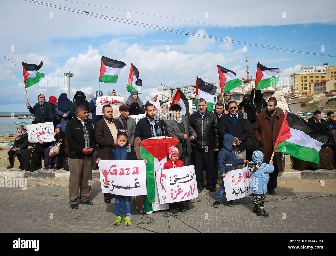 Gaza City, The Gaza Strip, Palestine. 18th Feb, 2019. National Movement ...